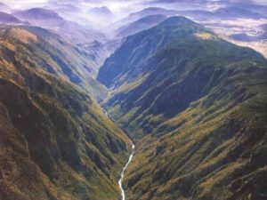 Tara River Canyon Montenegro – Guide & Best Things To Do - The Cavee